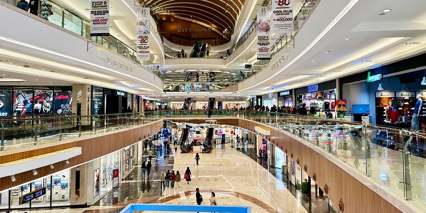 Shopping Malls In Gandhinagar: Explore Top 13 Retail Wonders - TripXL
