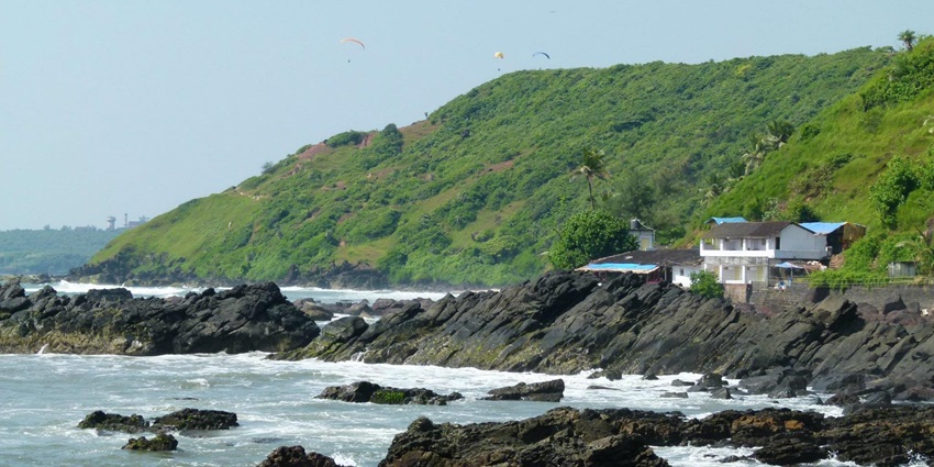 Top Things To Do In Arambol: Water Sports, Beaches And Culture - TripXL