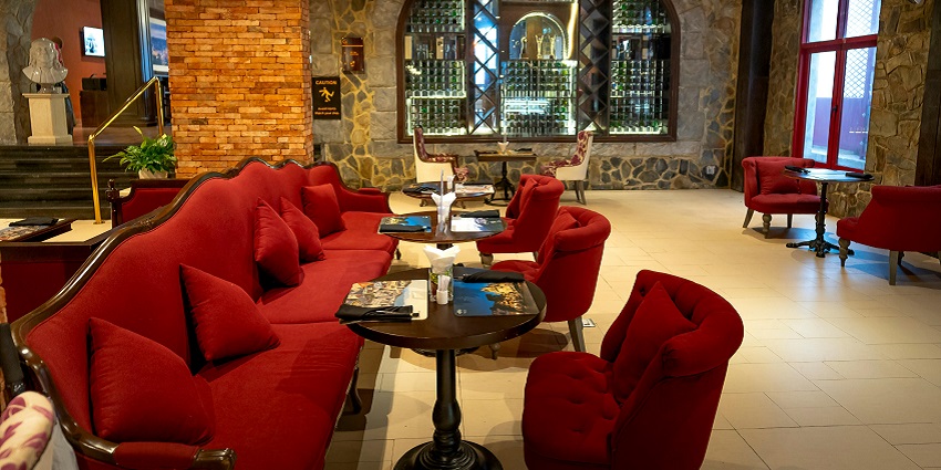 Connaught Place Nightlife: Wander The Top 10 Vibrant Spots - TripXL