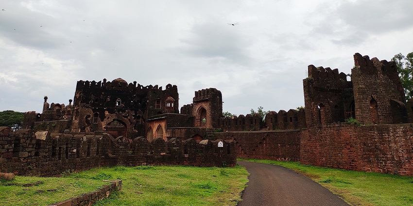 Places To Visit Near Chikmagalur: Exploring Western Ghats - TripXL