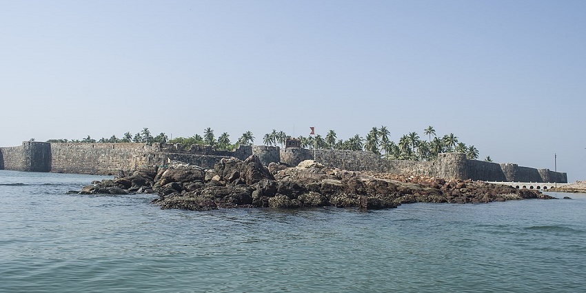 Morgiri Fort: About The Historical Splendour In Maharashtra - TripXL