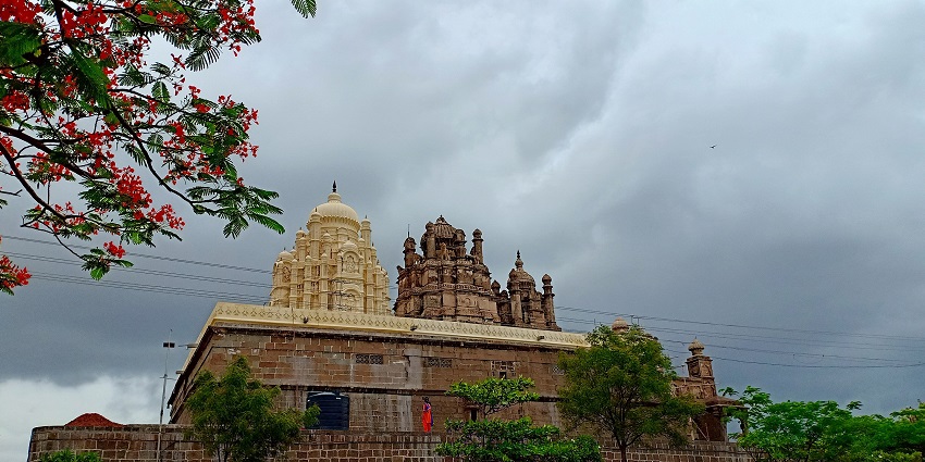 Ramdara Temple: A Spiritual Retreat In Nature - TripXL
