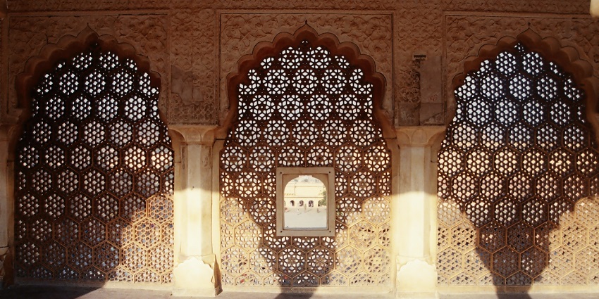 Ratangarh Fort: Unveil History And Heritage Of Rajasthan - TripXL