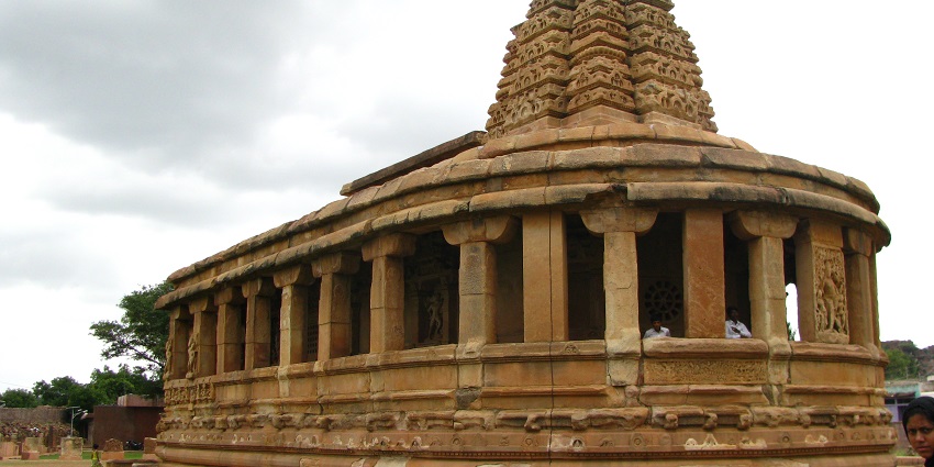12 Places To Visit In Aihole For A Mesmerising Getaway - TripXL