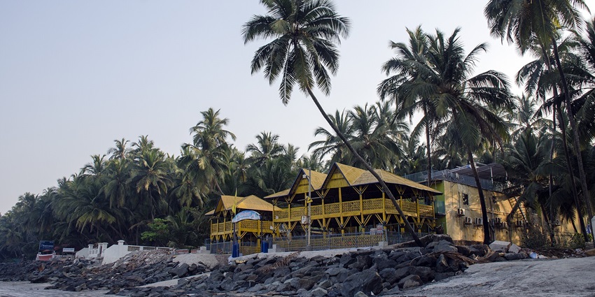 Best Beaches Near Lonavala: Relaxation and Adventure Await - TripXL