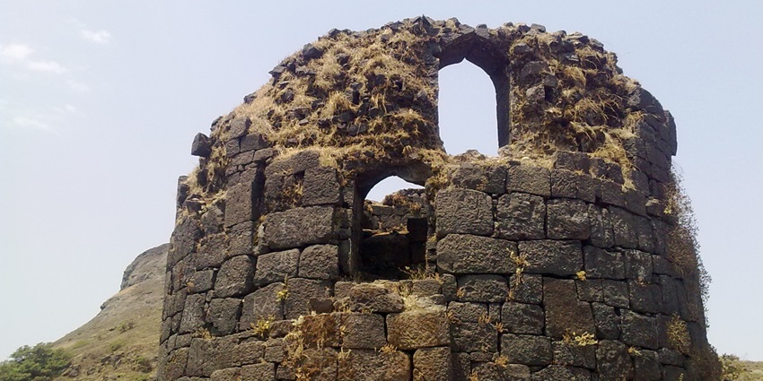 Ratangad Fort: Explore A Captivating Trekking Destination - TripXL