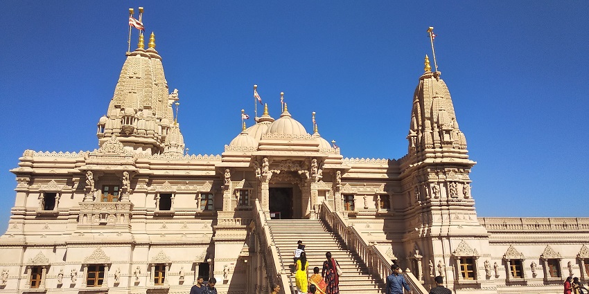 Balumama Temple: A Spiritual Haven In Nature - TripXL