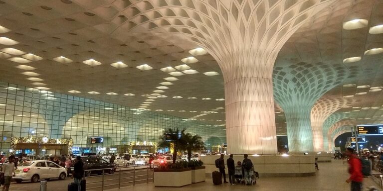 Kolaba Fort: A Majestic Fort Surrounded By Azure Waters - TripXL