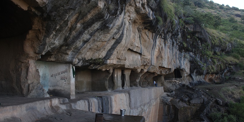Shivneri Fort: History And Scenic Beauty In Maharashtra - TripXL