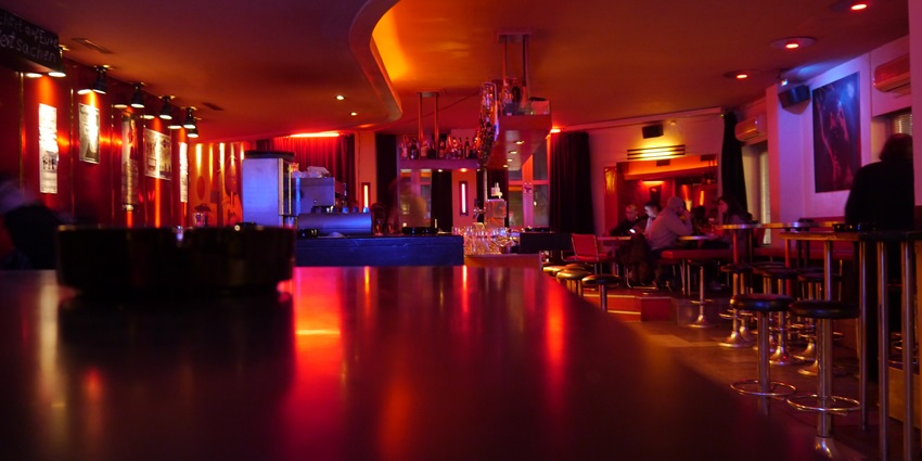 Rave Party In Delhi: Top 12 Spots For Experiencing Nightlife - TripXL