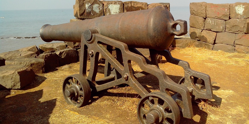 Konkan Forts: A Guide For Exploring The Historical Forts - TripXL