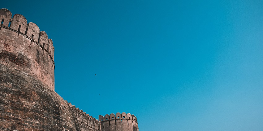 Kharda Fort: A Hidden Treasure For Nature And History Lovers - TripXL