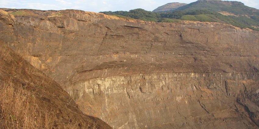 The Historic Harishchandra Fort: Your Ultimate Guide - TripXL