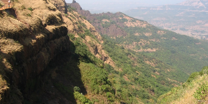 Visit Top Valleys In Pune: A Haven For Adventure Seekers - TripXL
