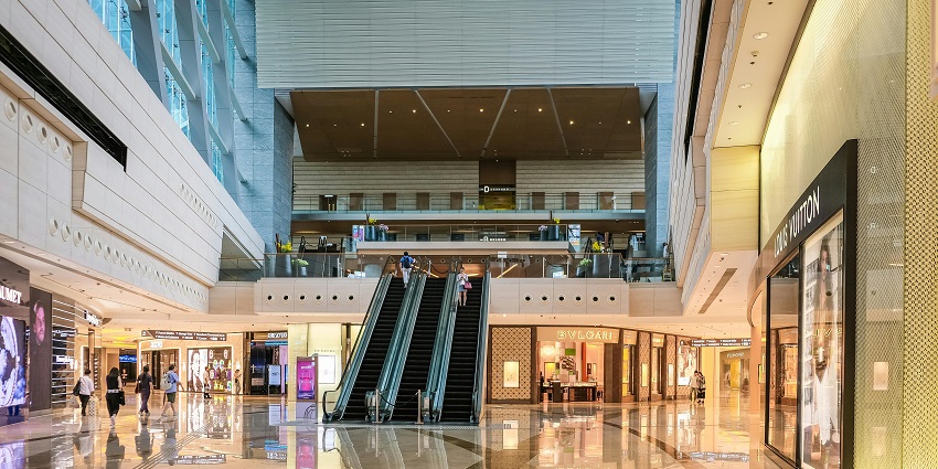 Street Shopping In Bandra: 15 Places To Shop Your Heart Out - TripXL