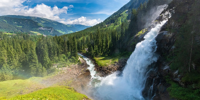Kalu Waterfall: A Scenic Retreat For Every Nature Lover - TripXL