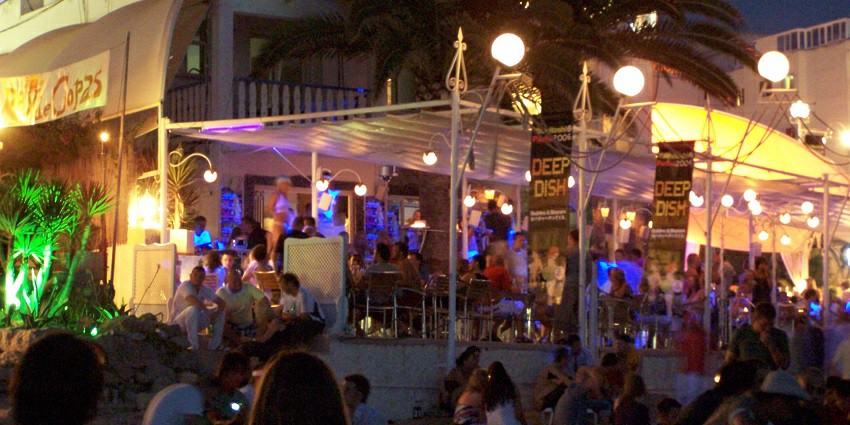 Top 10 Buzzing Party Places In North Goa You Must Visit - TripXL