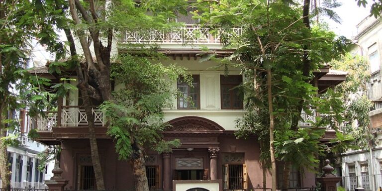Top 10 Places To Visit In Churchgate: A Hidden Gem Of Mumbai - TripXL