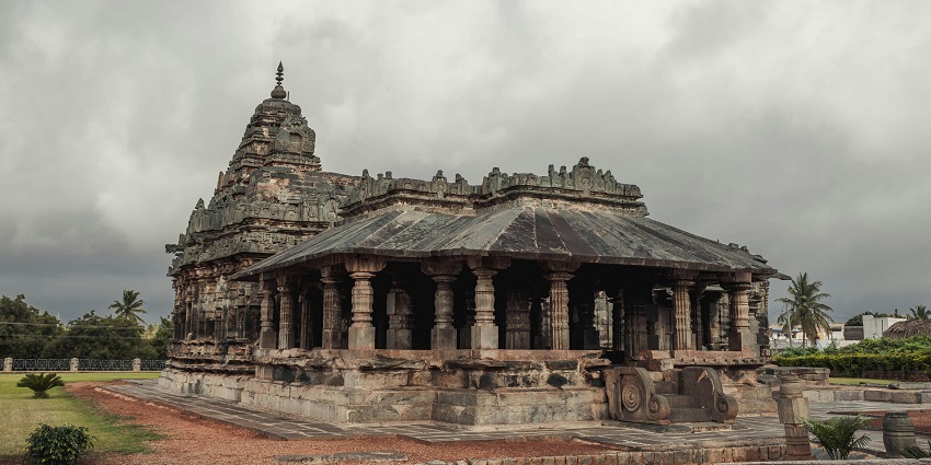 Temples In Satara: Seek Blessings From The Pilgrimage Sites - TripXL