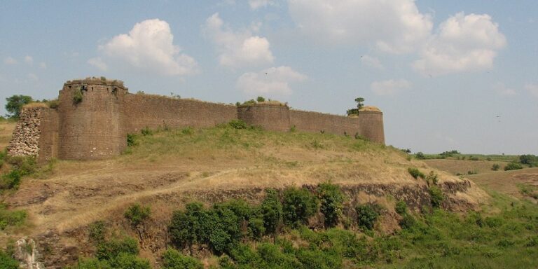 Udgir Fort: Discover The Hidden Marvel In Maharashtra - TripXL