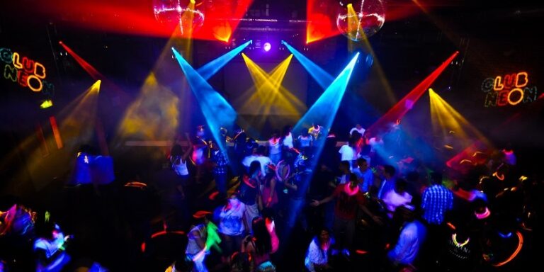 Rave Party In Bangkok: The Ultimate Guide To Electrifying Nights - TripXL
