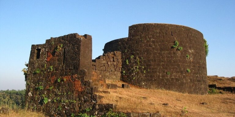 Top 14 Places To Visit In Kolhapur Near Mahalaxmi Temple - TripXL
