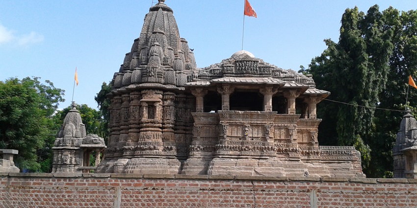 5 Jyotirlinga Temples in Maharashtra: A Spiritual Journey - TripXL