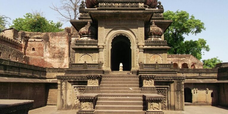 Temples In Satara: Seek Blessings From The Pilgrimage Sites - TripXL