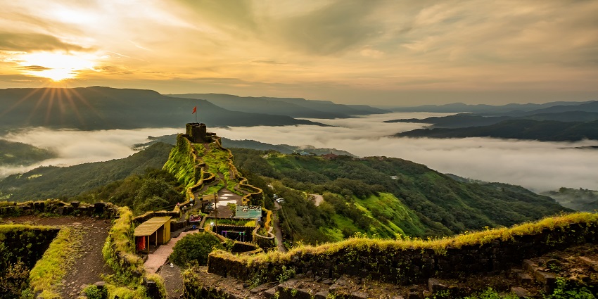 Pratapgad Fort: Your Ultimate Guide To History And Adventure - TripXL