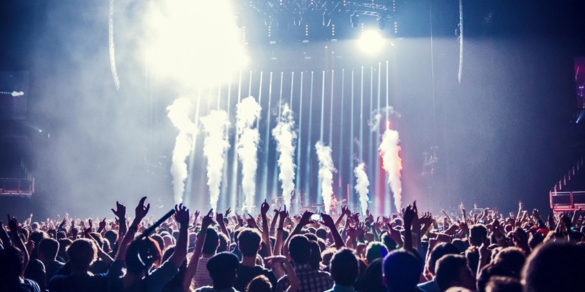 Rave Party In Delhi: Top 12 Spots For Experiencing Nightlife - TripXL