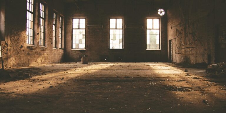 Haunted Places In Gurgaon: Nerve Chilling Places To Visit - TripXL