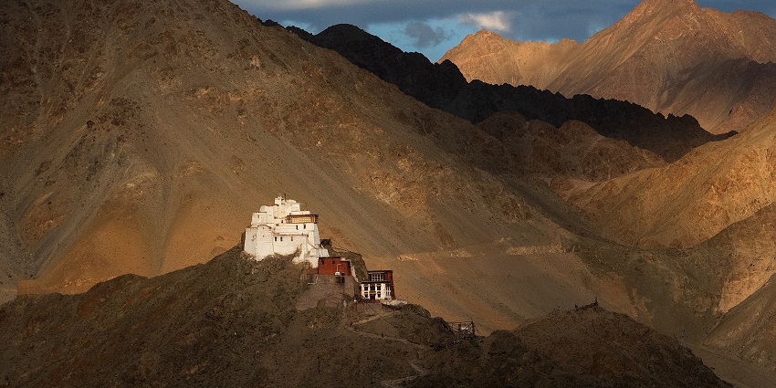 Sankar Monastery: Discover The Essence Of Buddhism In Leh - TripXL