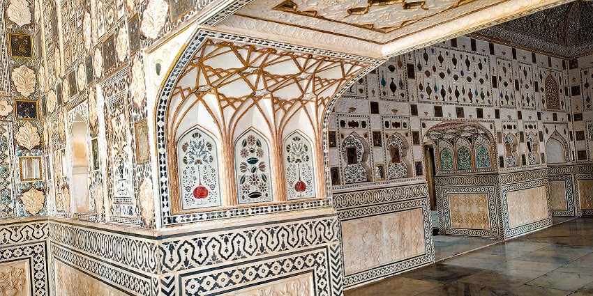 Places To Visit Near Gurgaon Within 300 Kms For A Fun Trip - TripXL