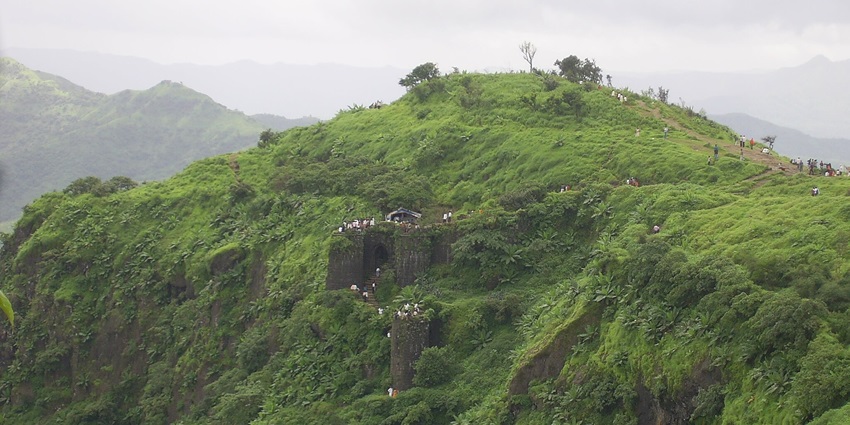 Rajgad Fort: Discover The History Of The Maratha Empire - TripXL