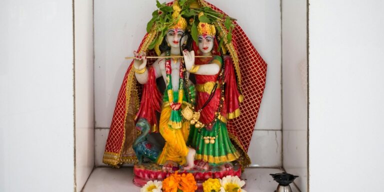 7 Krishna Temples In Mumbai: Embark On A Spiritual Retreat - TripXL