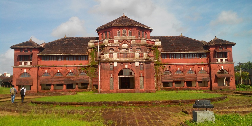 Purnagad Fort: A Seaside Hidden Gem Tucked In Ratnagiri - TripXL
