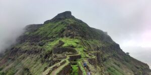 Rohida Fort: A Hidden Gem In Maharashtra's Trekking Circuit - TripXL