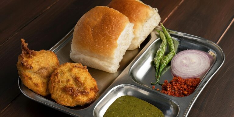 Hatgad Fort: A Comprehensive Guide About This Scenic Jewel - TripXL