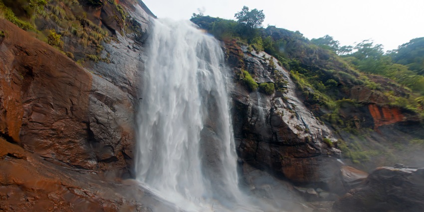 Agaya Gangai Waterfalls: Visit To Witness Picturesque Views - TripXL