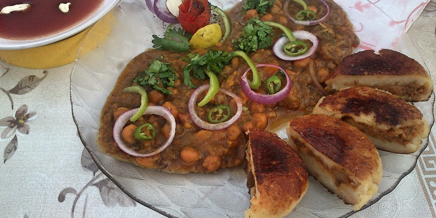 Best Food In Vrindavan: Top Restaurants And Must-Try Dishes - TripXL