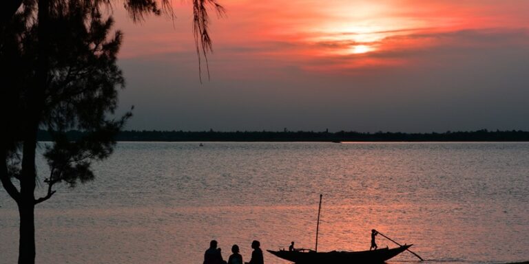 7 Places To Visit In And Near Diamond Harbour: A Quick Getaway - TripXL