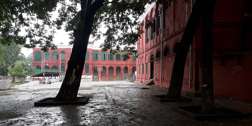 10 Haunted Places In Chennai You Should Never Visit Alone - TripXL