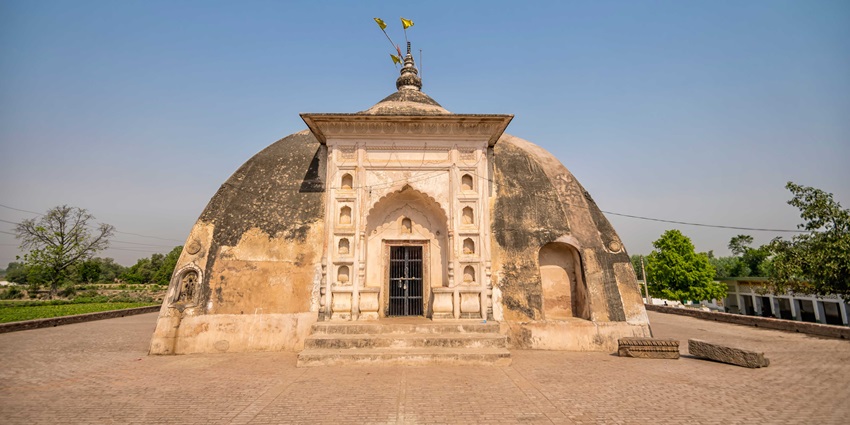 Explore The Historic Bhitargaon Temple: A Heritage Marvel - TripXL