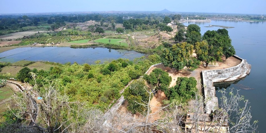 Barua Sagar Fort: Discover The Rich Heritage With Our Guide - TripXL