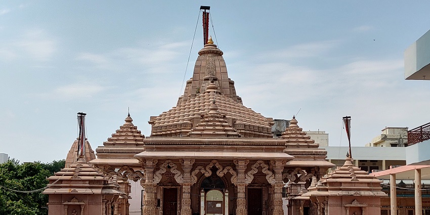 Main Temples In Varanasi: Seek Solace And Spirituality - TripXL