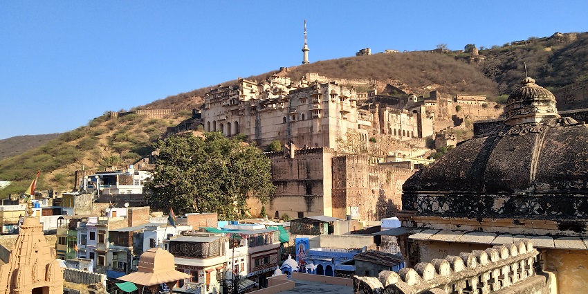 Agori Fort: A Hilltop Historical Marvel In Uttar Pradesh - TripXL