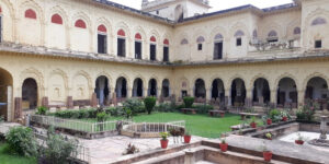 Jhansi Fort: History, Architecture And The Story Of Valour - TripXL