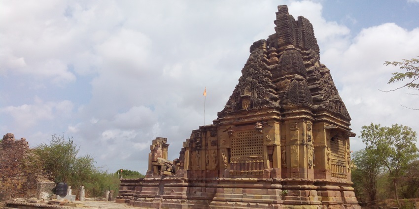 Kaleshwar Temple: A Spiritual Haven of Peace and Devotion - TripXL