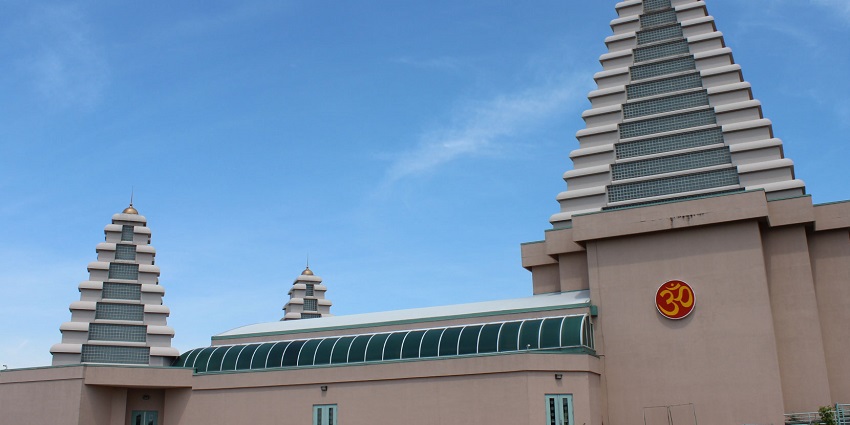 10 Temples In Toronto: A Complete Guide To Spiritual Retreats - TripXL