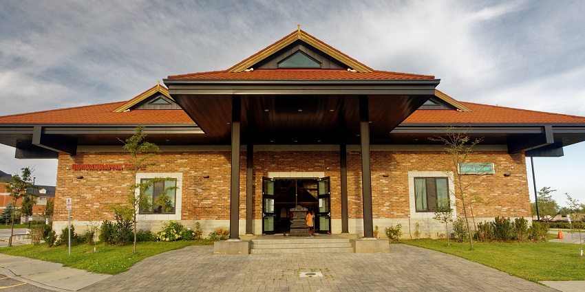 10 Temples In Toronto: A Complete Guide To Spiritual Retreats - TripXL